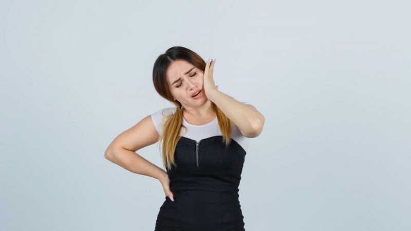 Fakta dan Mitos Tentang Temporomandibular Joint Syndrome (TMJ) - EMC ...